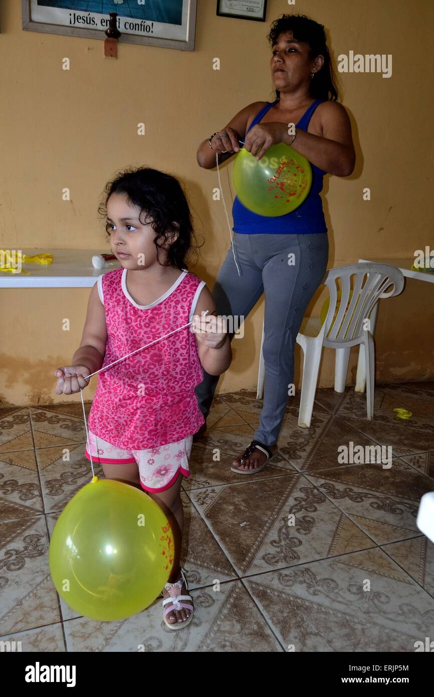 Balloon swelling hi-res stock photography and images - Alamy