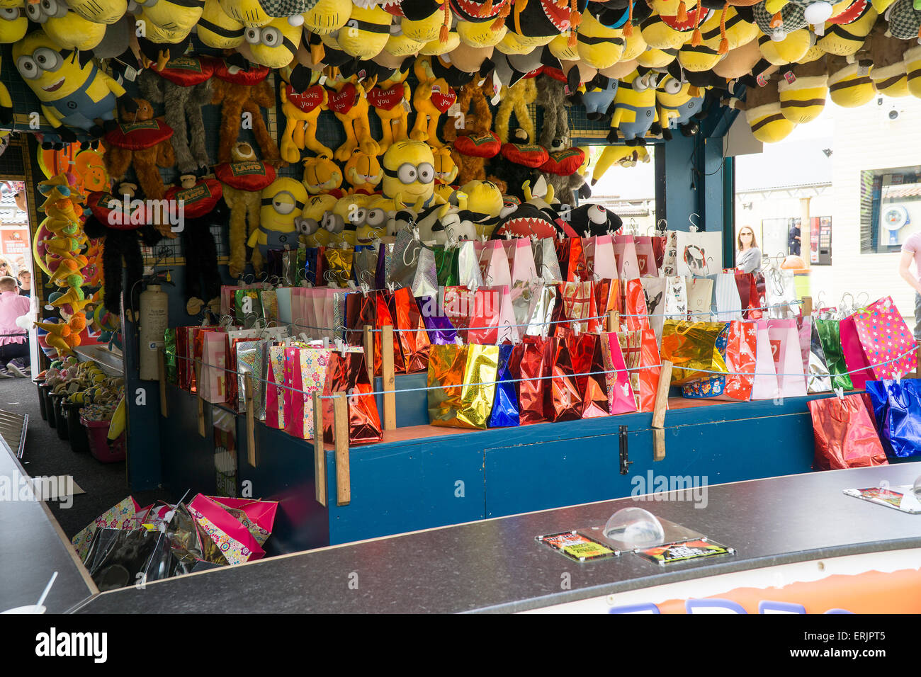 Theme Park Games And Prizes Stock Photo - Alamy