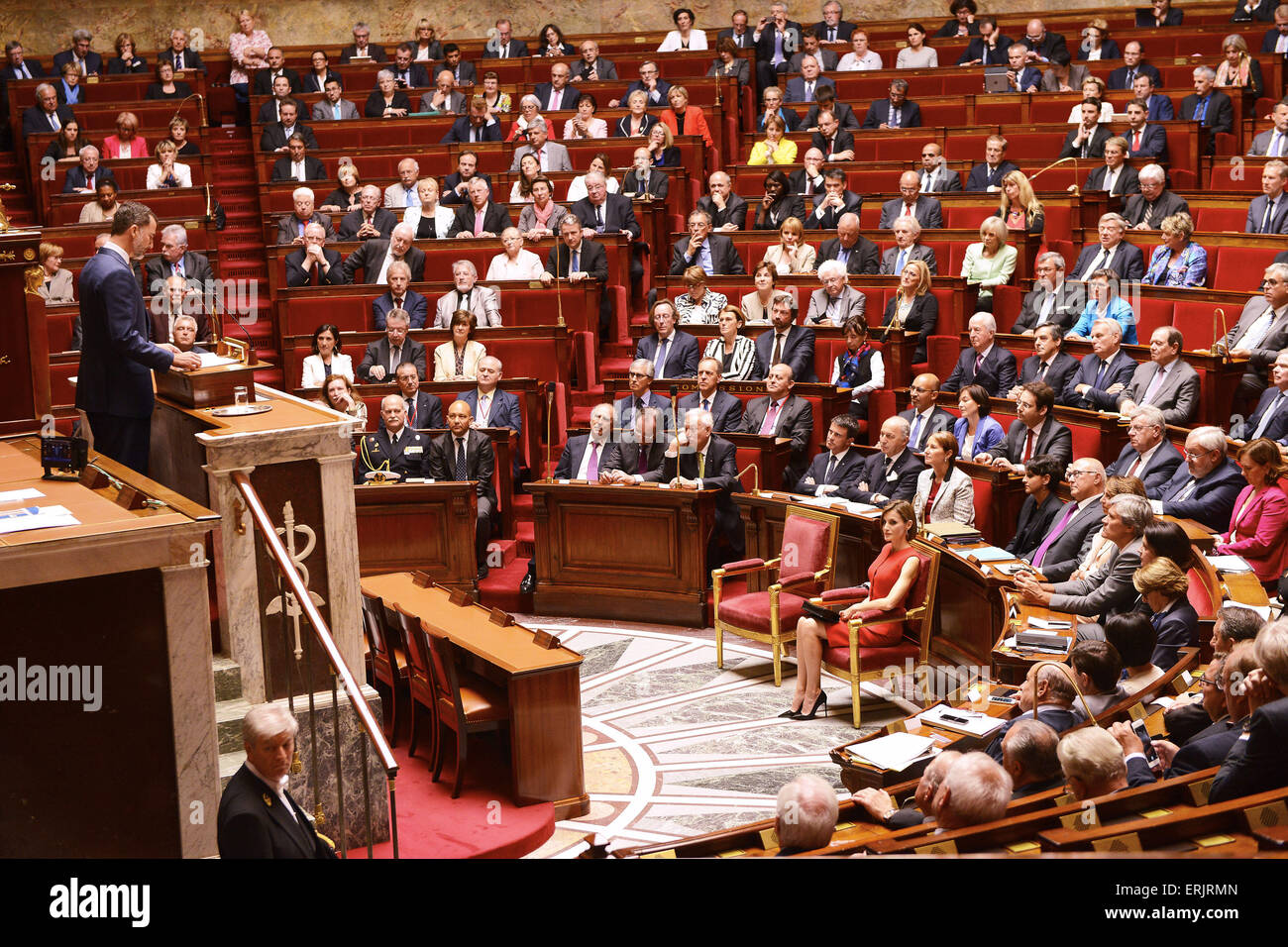 Paris, Spain. 3rd June, 2015. King Felipe VI of Spain and Queen Letizia ...