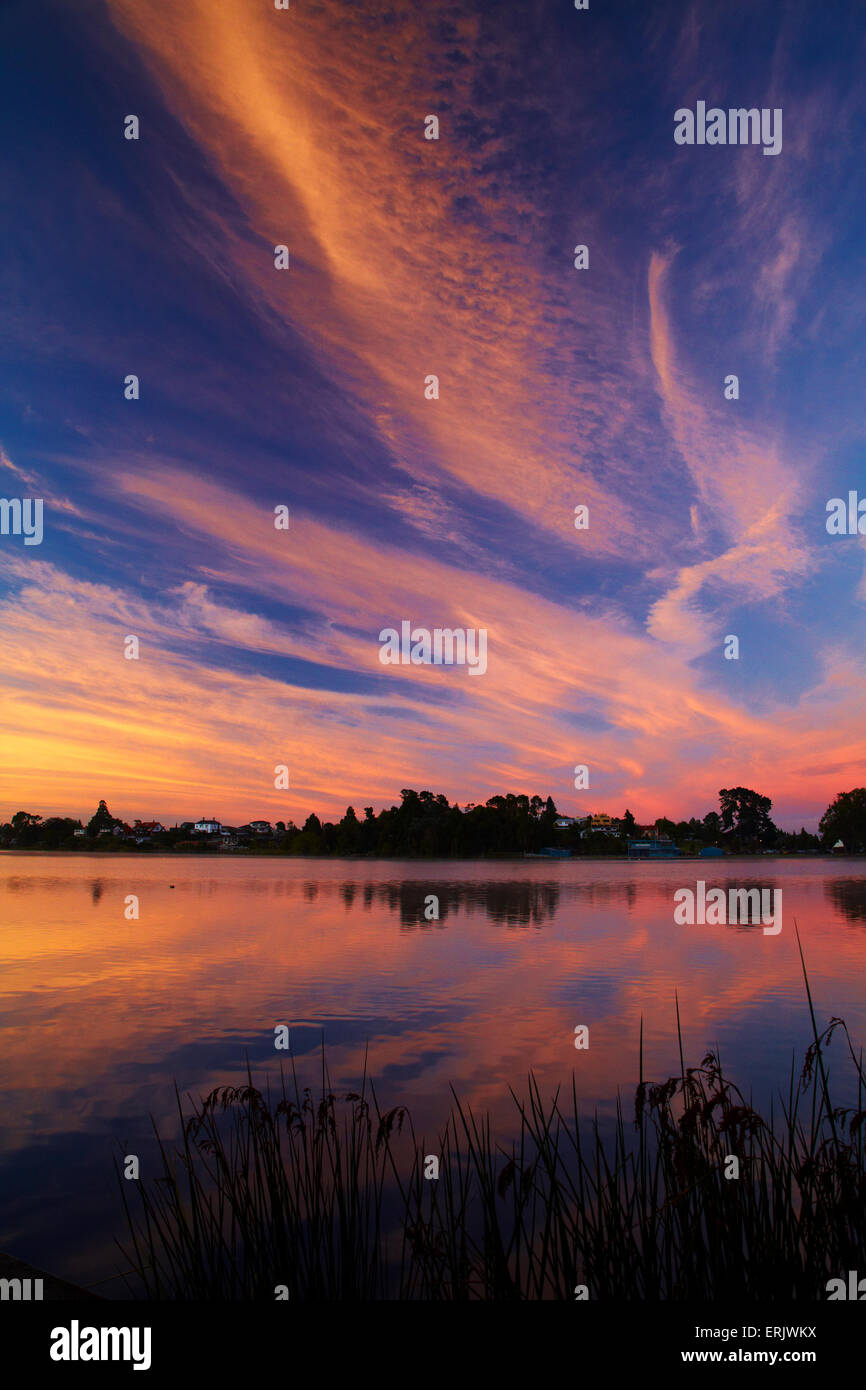 Sunrise over Lake Rotoroa, Hamilton, Waikato, North Island, New Zealand ...