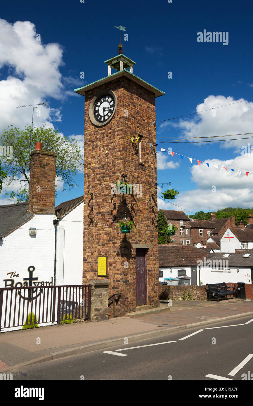 Uk england shropshire bridgnorth bridge hi-res stock photography and ...