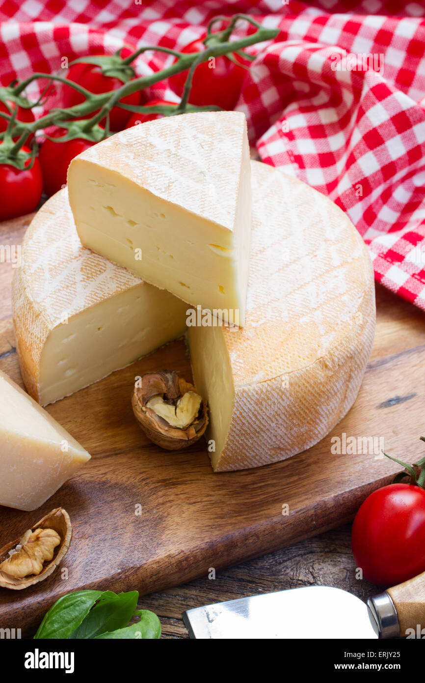 Trappe cheese hi-res stock photography and images - Alamy