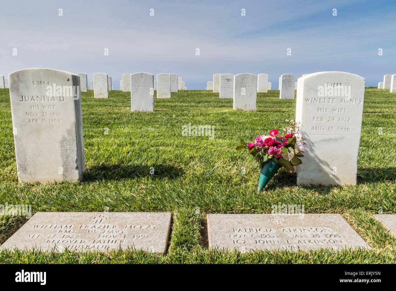 "Fort Rosecrans National Cemetery" on Point Loma Peninsula in San Diego ...