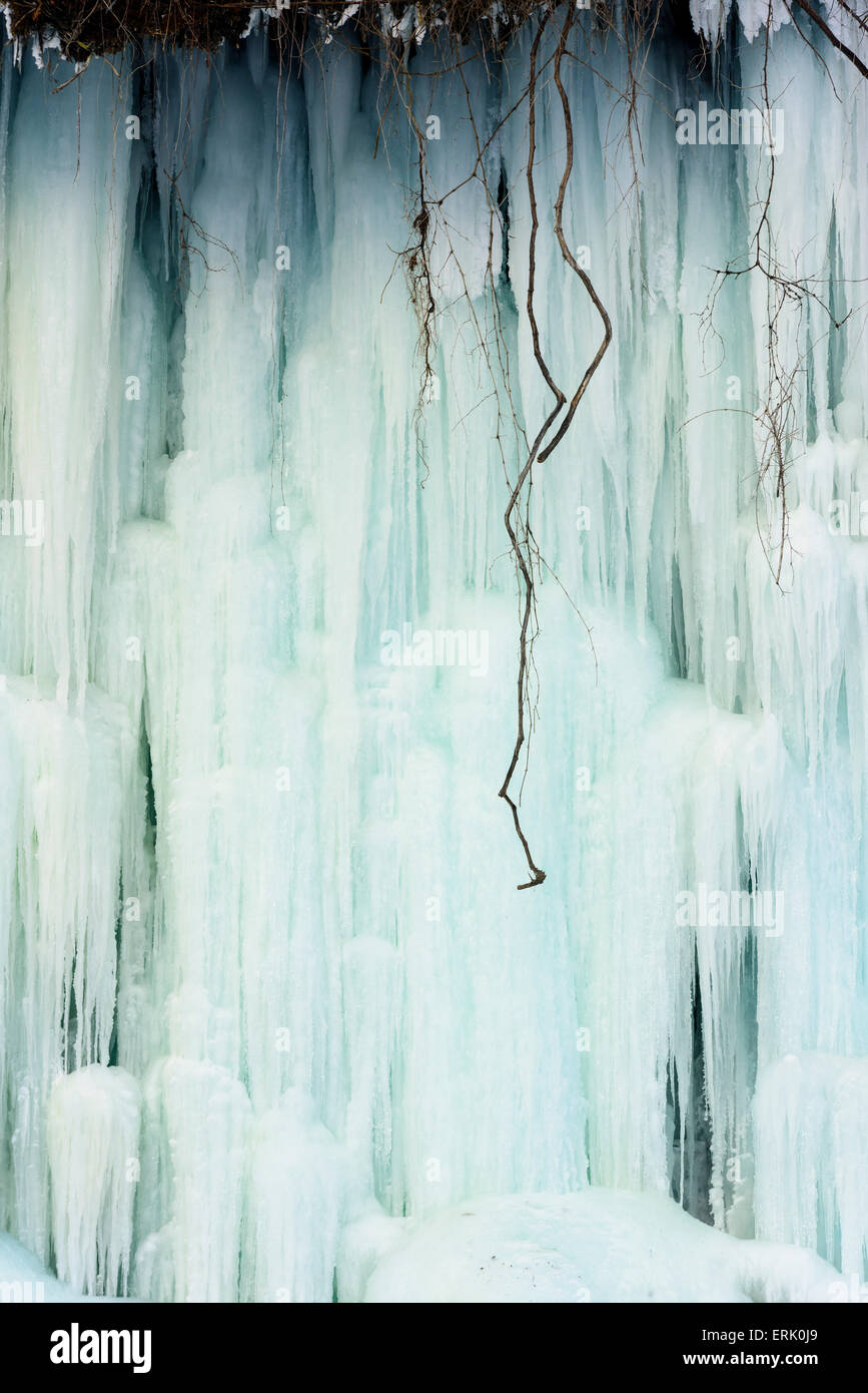 Ice formation on Minnehaha Falls in Minneapolis, Minnesota Stock Photo ...