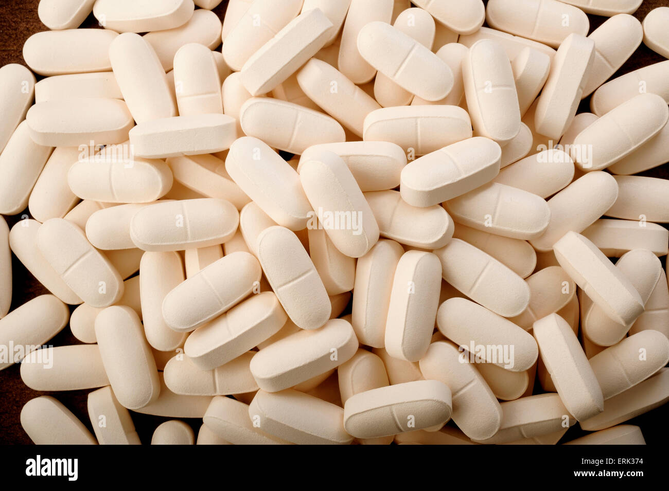 Calcium tablets hi-res stock photography and images - Alamy