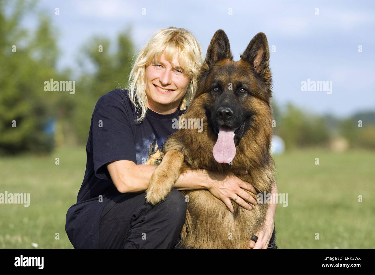 Are German Shepherds Good Cuddlers