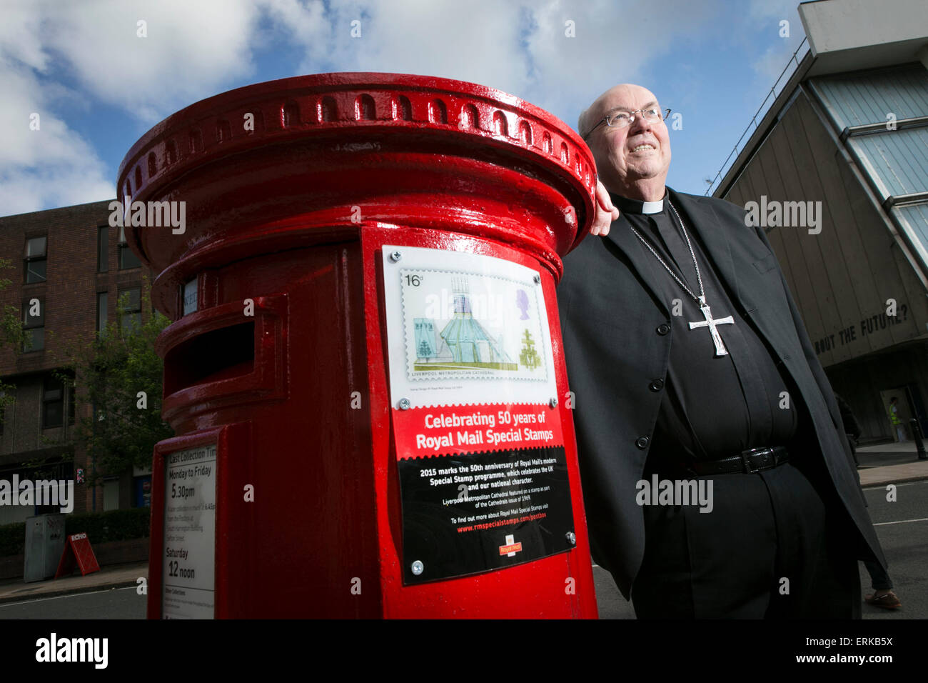 Liverpool Metropolitan Cathedral Stamp plaque unveiled on Oxford Street ...