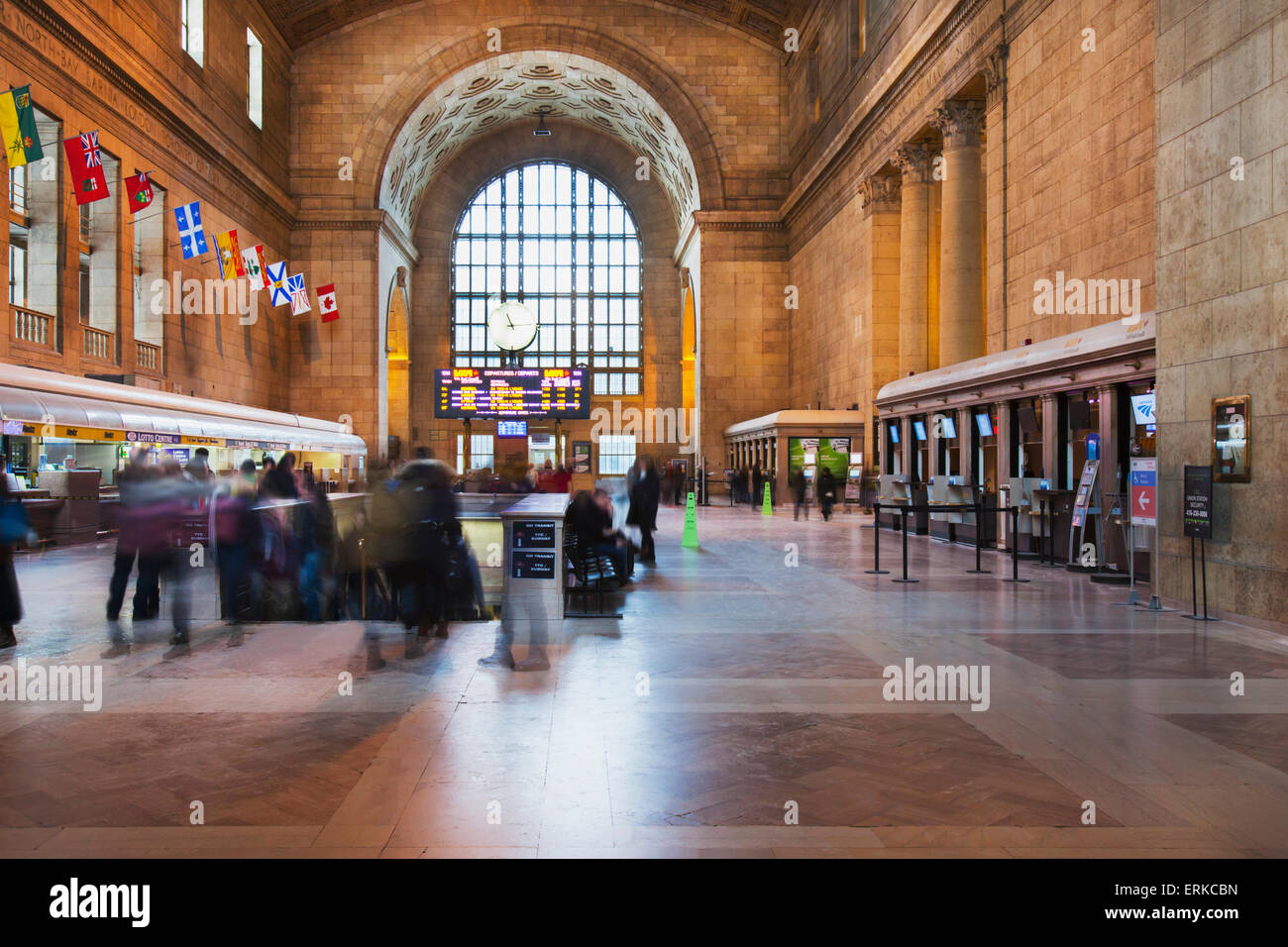 Toronto landmark union station interior hi-res stock photography and ...