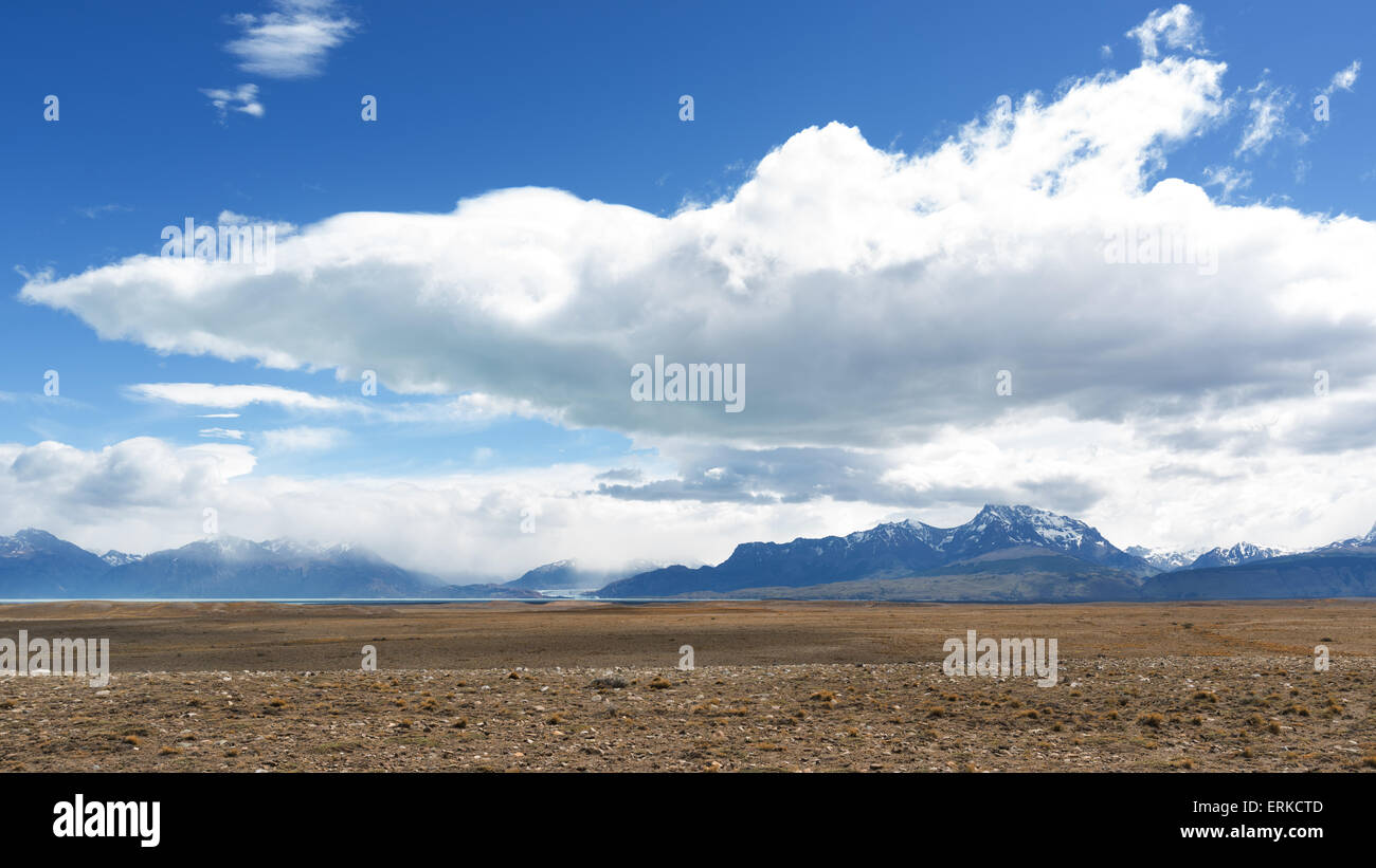 La Ruta 40 through Patagonia, Santa Cruz Province, Argentina Stock ...