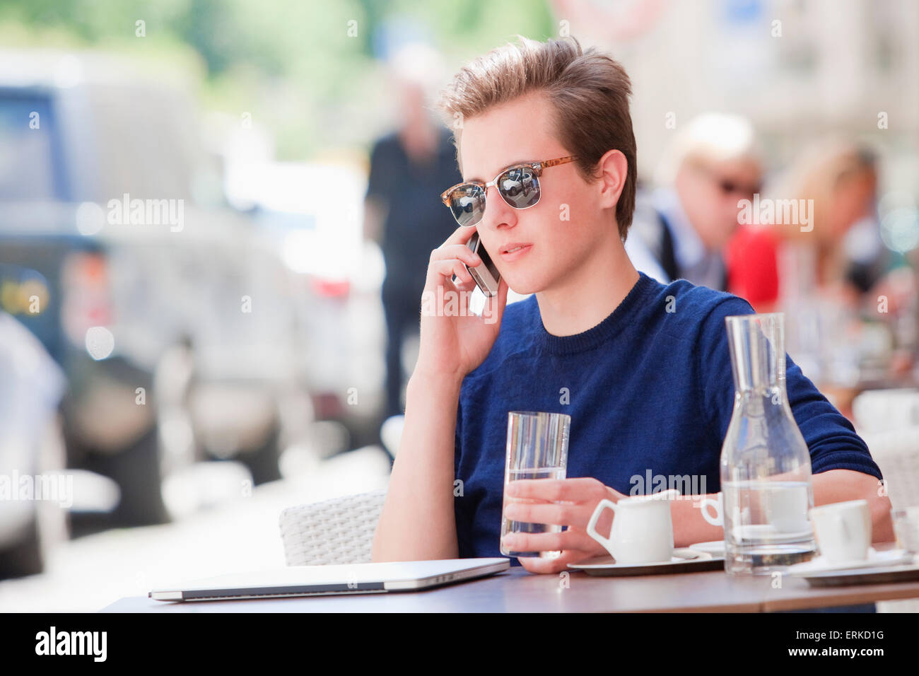 Man talking outside hi-res stock photography and images - Alamy