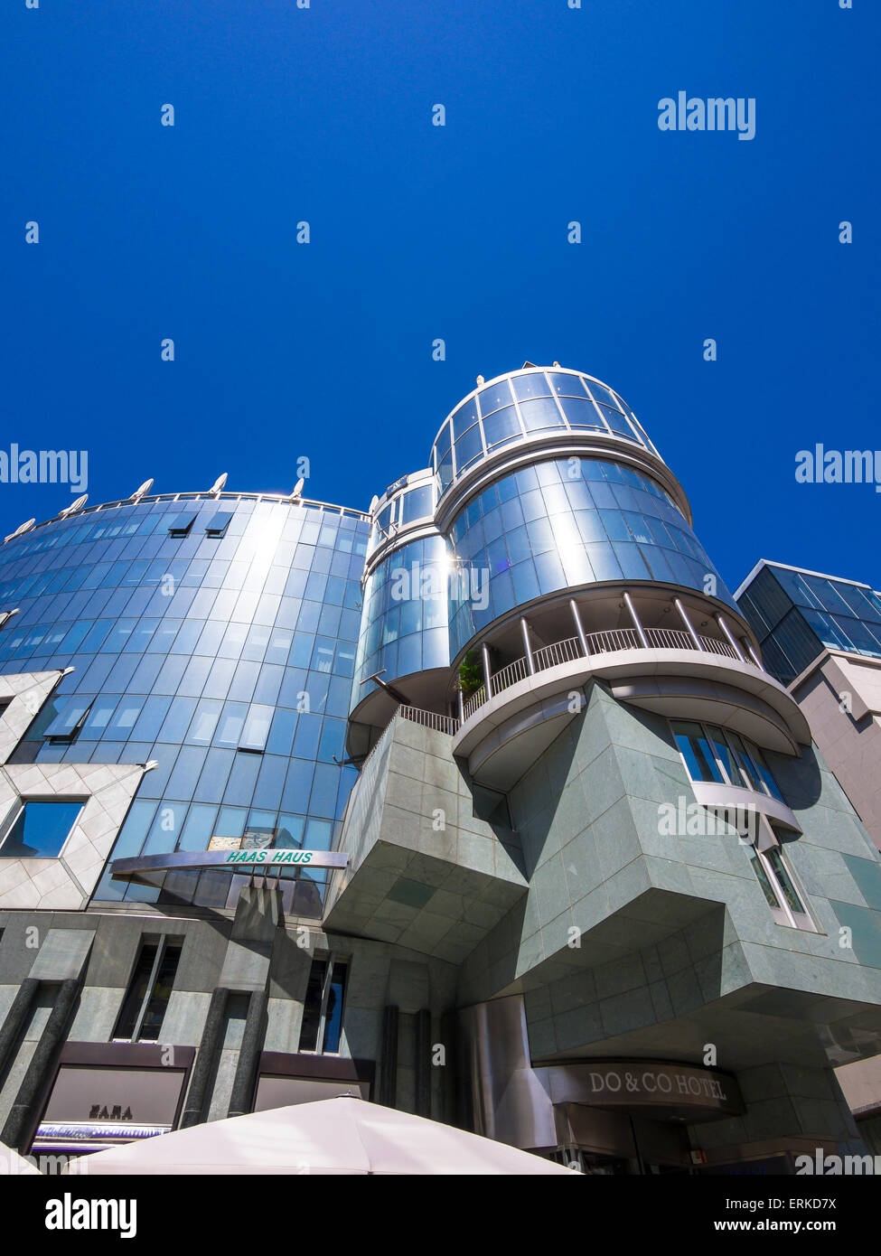 Haas House, Vienna, Östreeich Stock Photo - Alamy