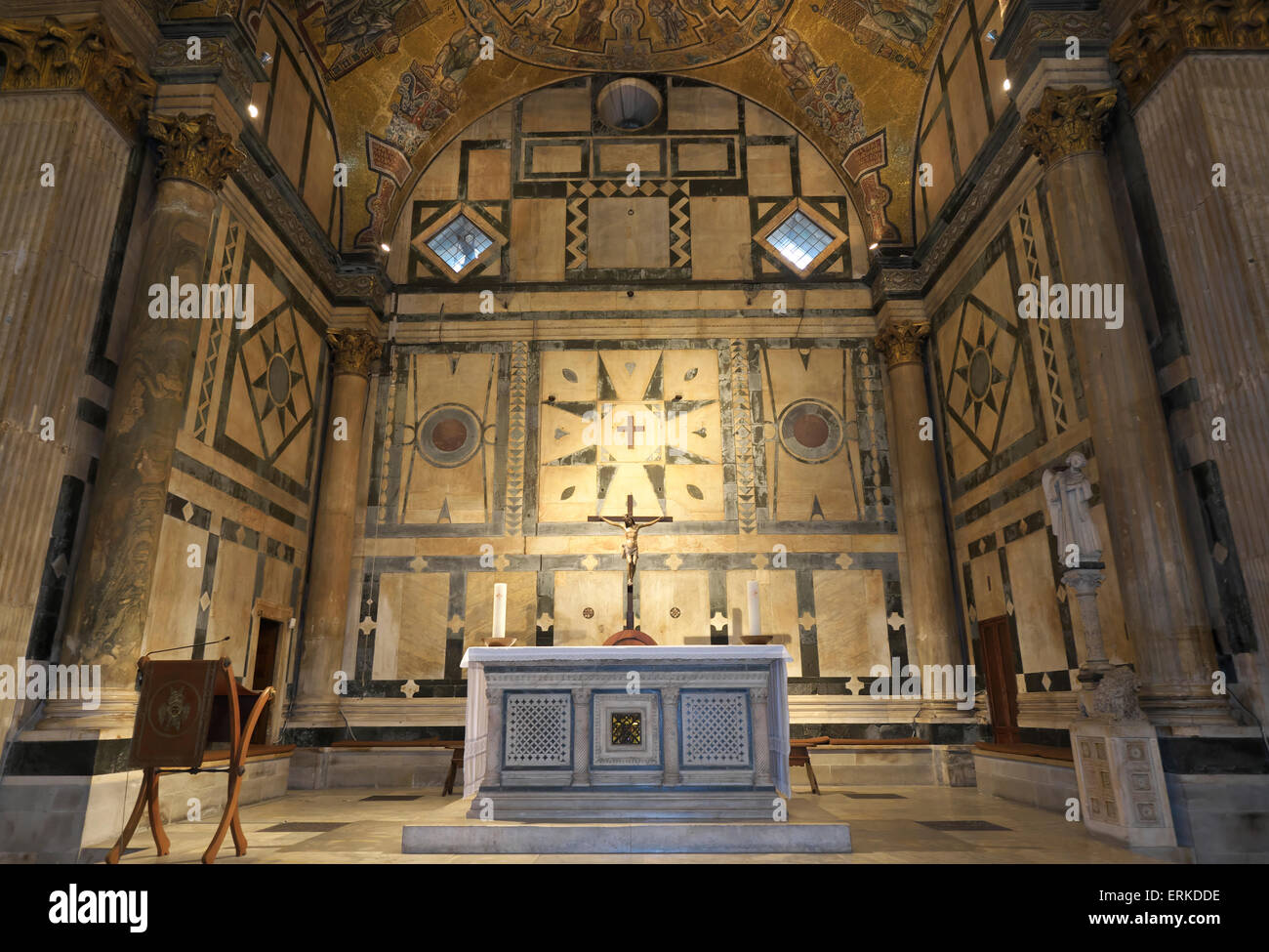 Inside the florence baptistery hi-res stock photography and images - Alamy