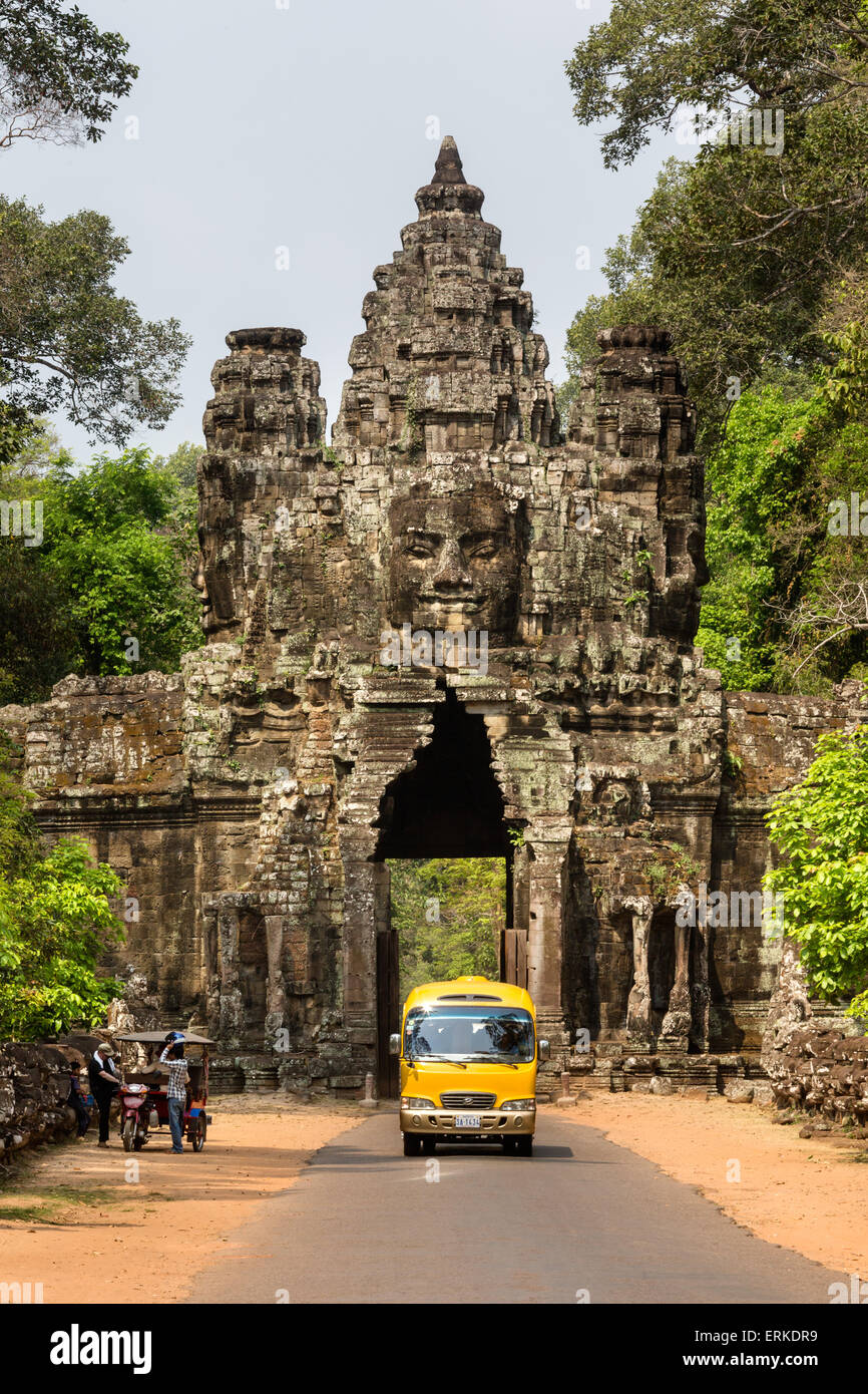 Victory Gate in the east of Angkor Thom, tuk-tuk, face tower, Victory ...