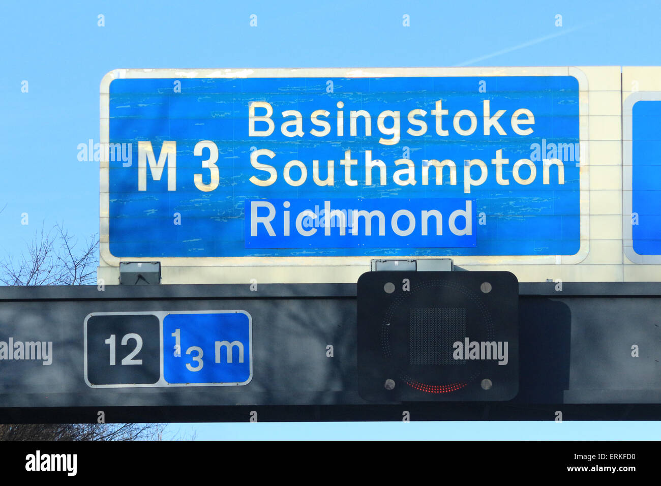 M3 Motorway Sign High Resolution Stock Photography and Images - Alamy