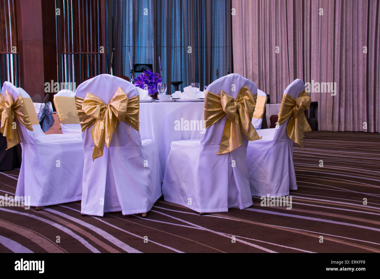 setup decoration of wedding banquet hall interior Stock Photo - Alamy
