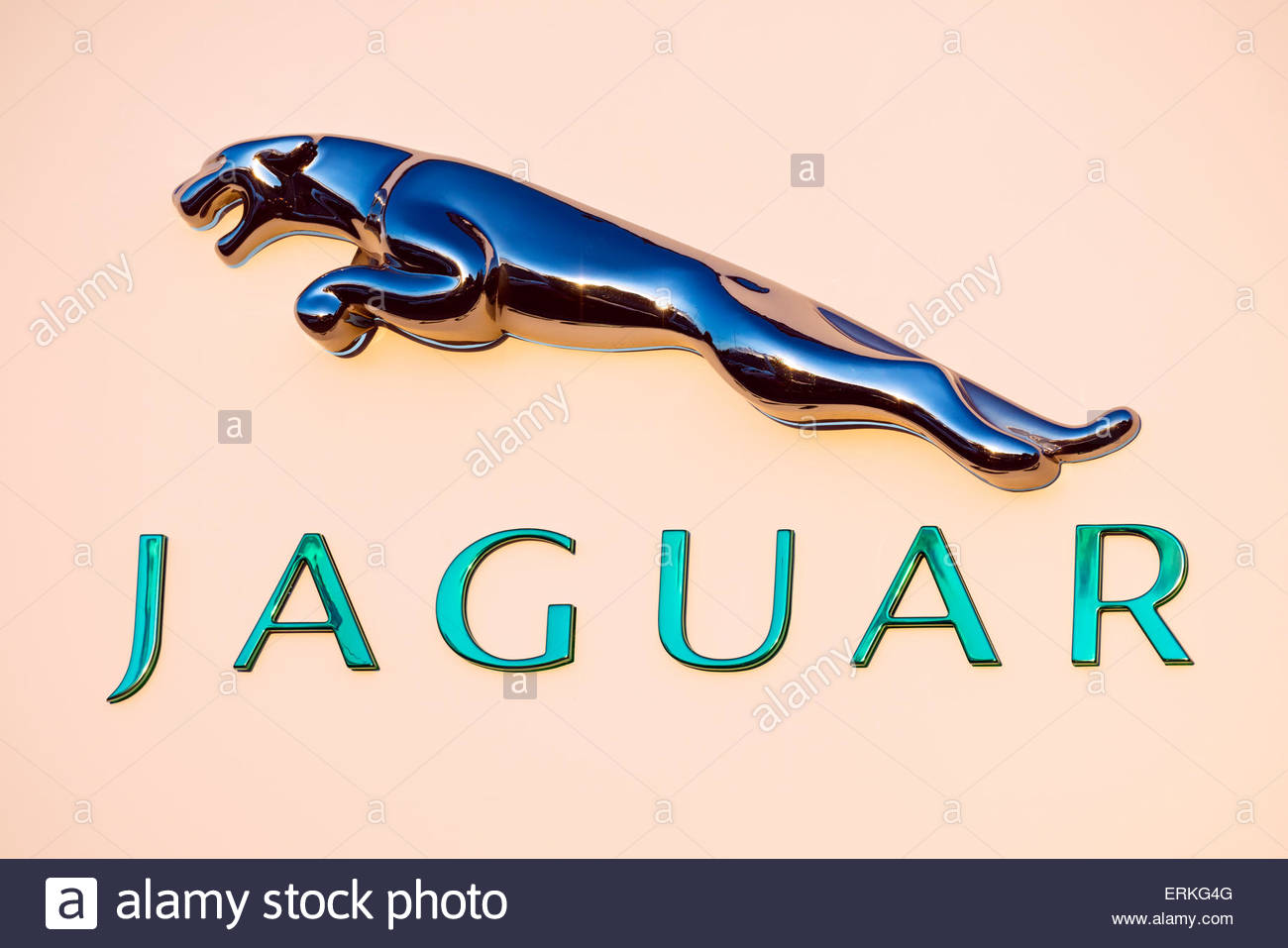 Jaguar Sign Stock Photos & Jaguar Sign Stock Images - Alamy