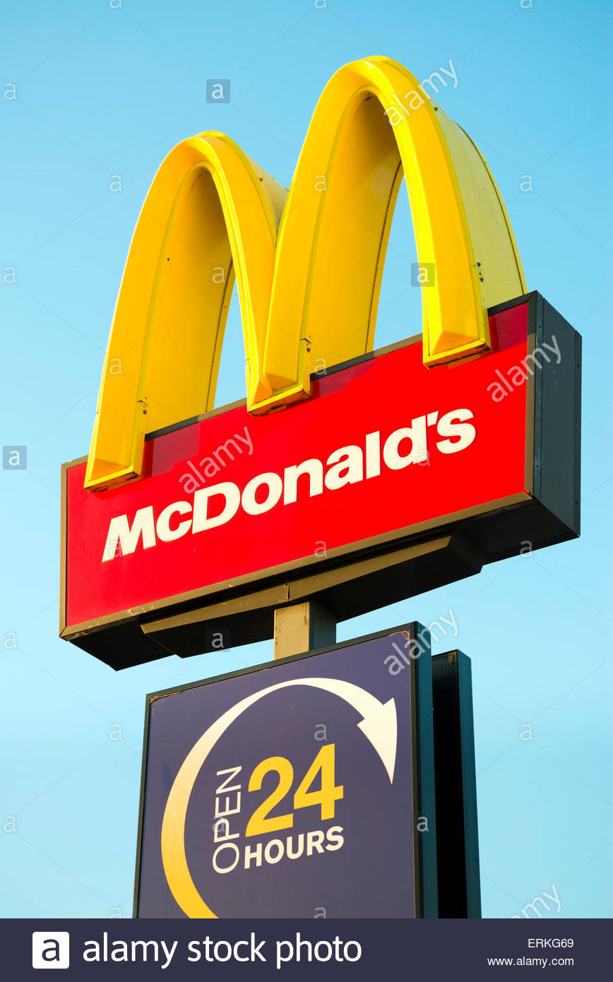 Mcdonalds Sign Stock Photos & Mcdonalds Sign Stock Images - Alamy