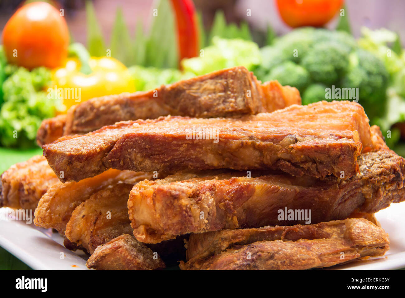 Crispy pig skin hi-res stock photography and images - Alamy