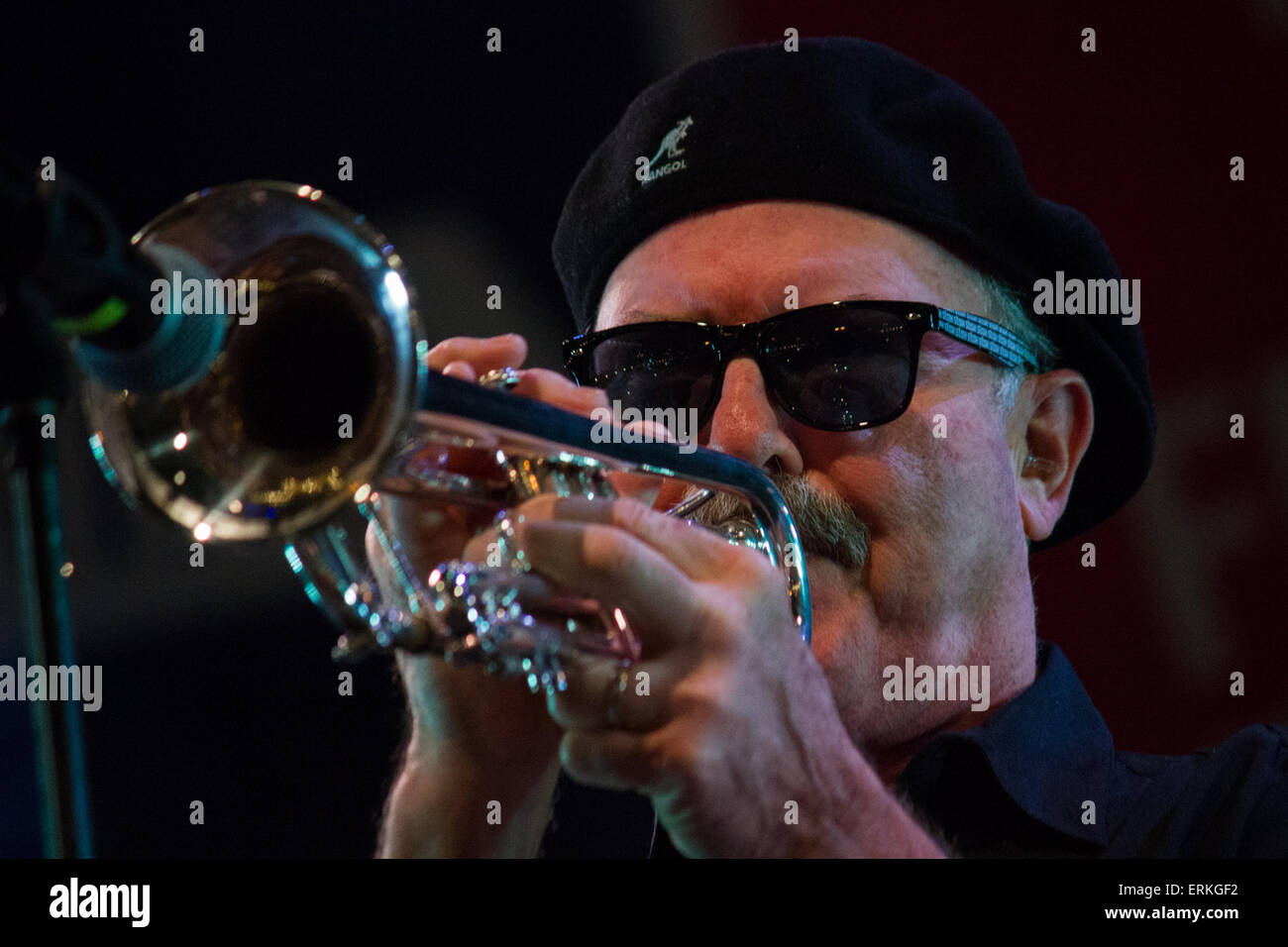 Larry farrell hi-res stock photography and images - Alamy