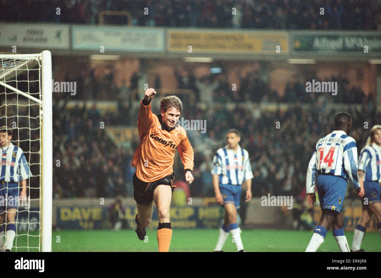 David Kelly celebrates his goal against Sheffield Wednesday in the FA ...