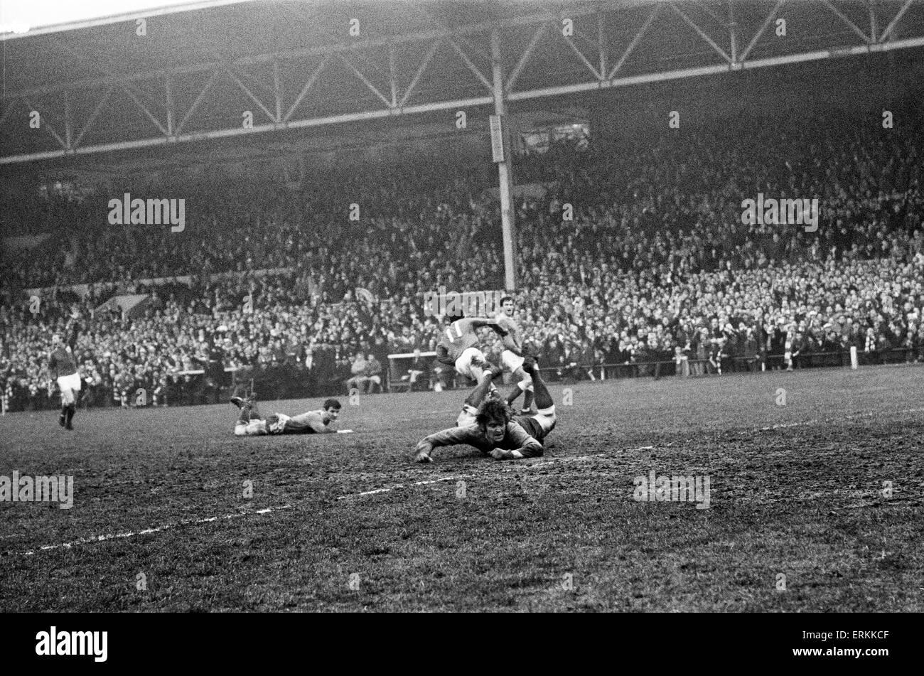 Ian Storey Moore High Resolution Stock Photography and Images - Alamy