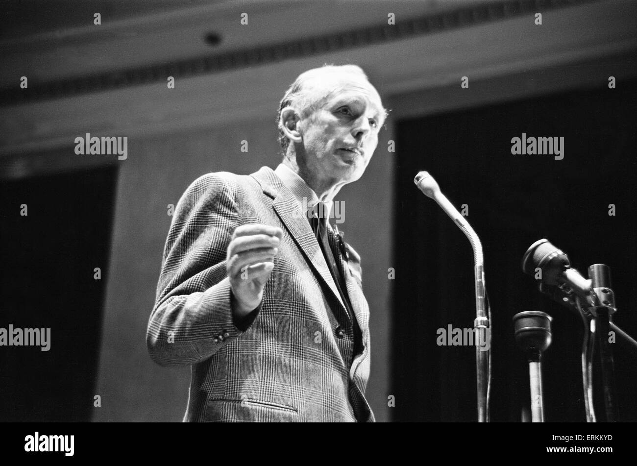 Alec douglas home 1964 election hi-res stock photography and images - Alamy