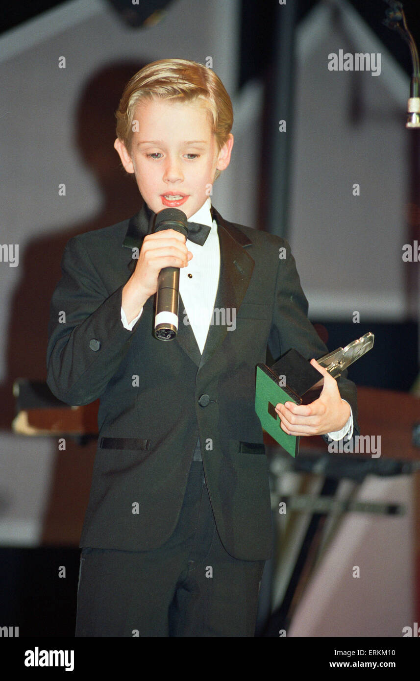 Daily Mirror sponsored British Video Awards. Macaulay Culkin collects ...