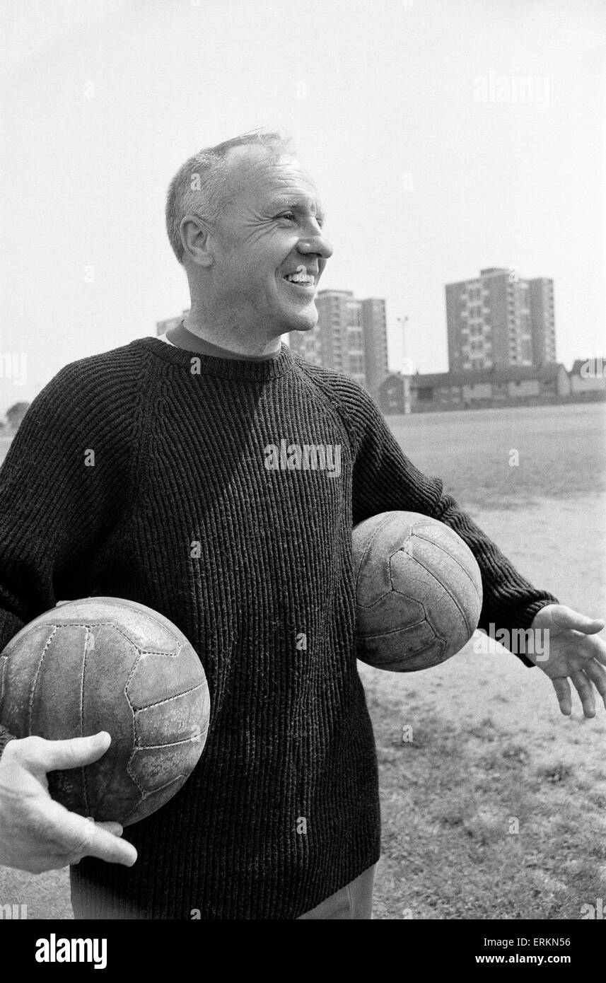 Liverpool manager Bill Shankly, aged 57, keeps himself fit by ...