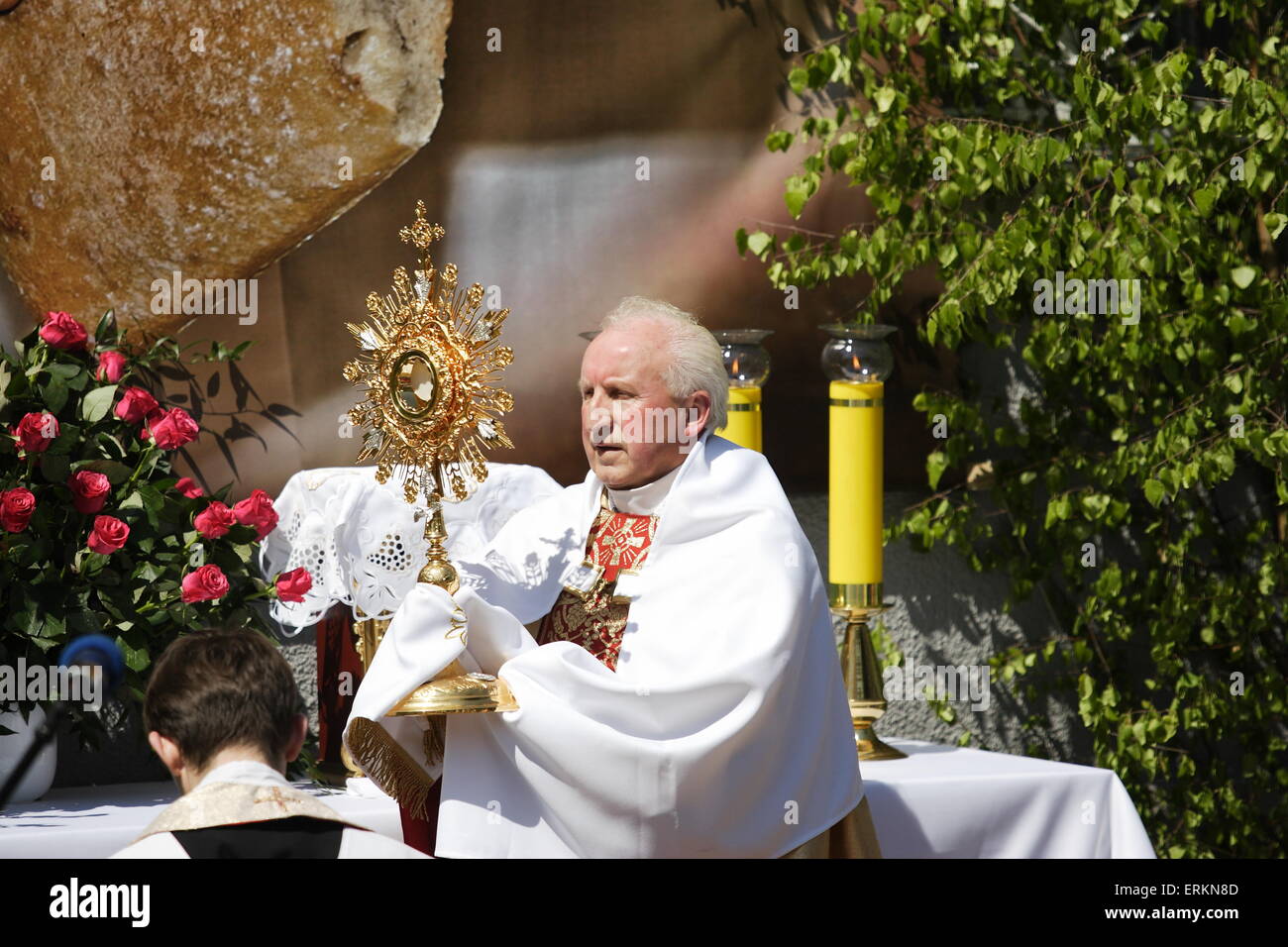 Monstrance hi-res stock photography and images - Alamy