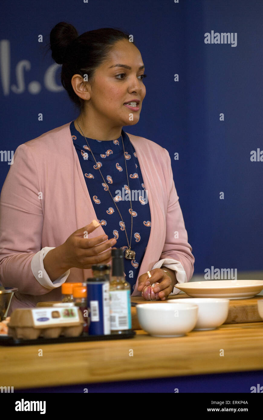 Shelina permalloo hi-res stock photography and images - Alamy