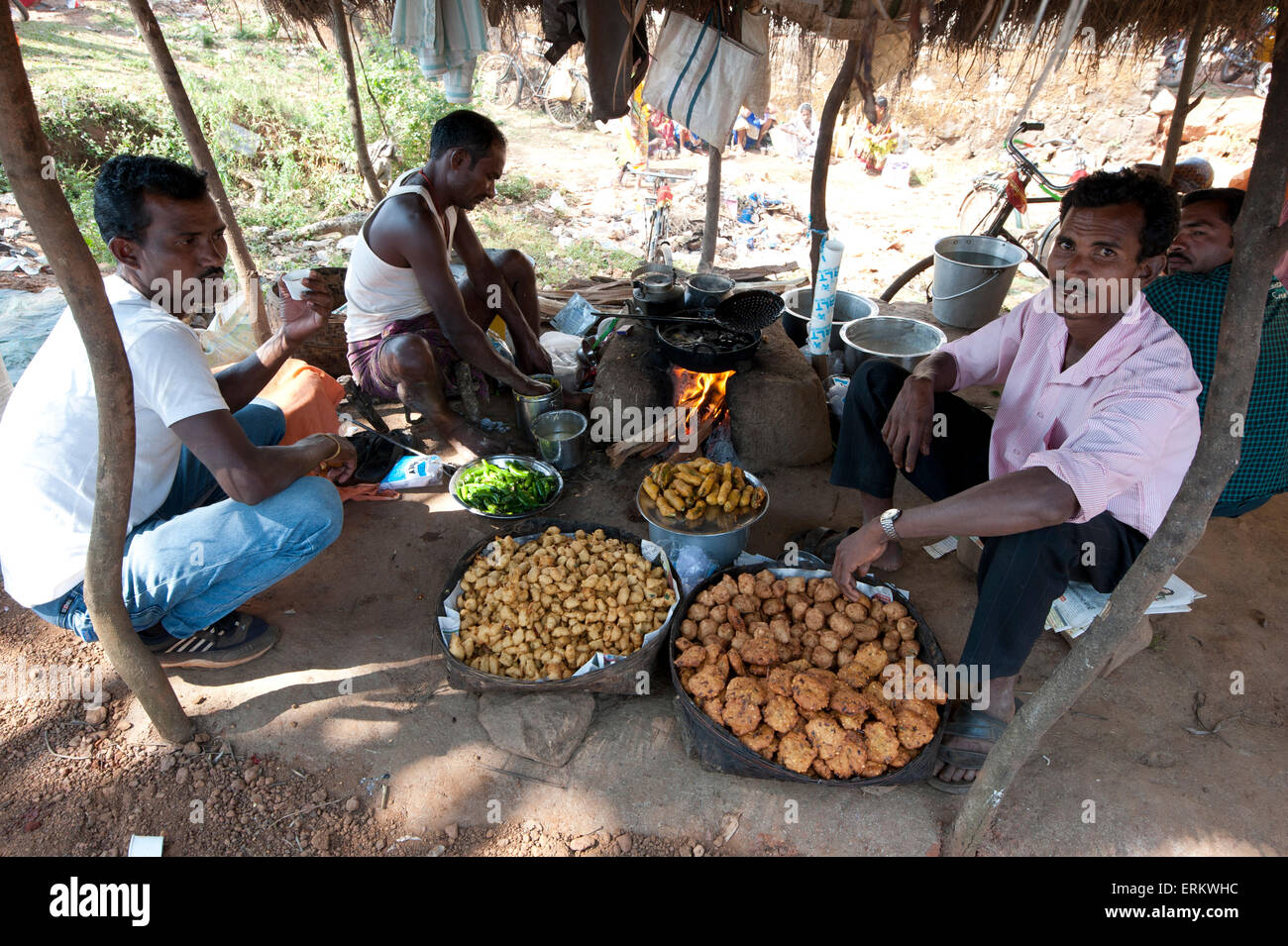 Bhaji and savoury snack stall in Mali weekly tribal market, Guneipada ...