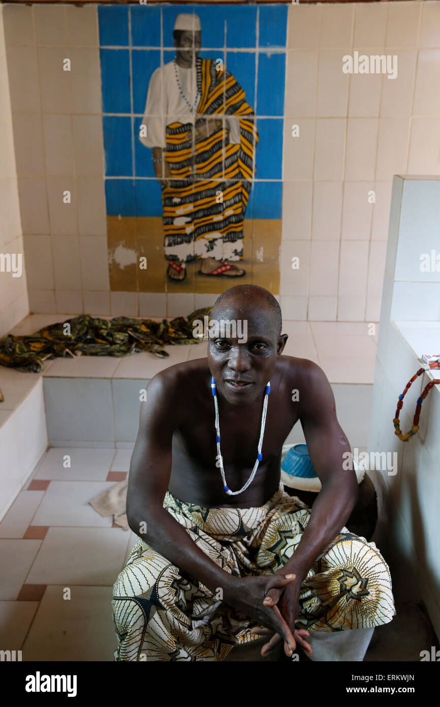 Voodoo priest Emile Vignikin in Tron Pitourika temple in Ouidah, Benin ...