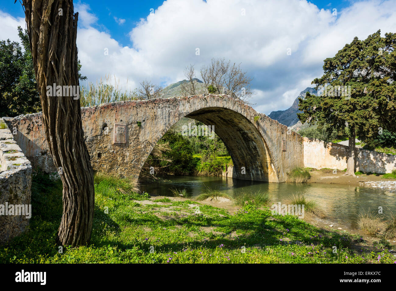 Roman bridge crete greece hi-res stock photography and images - Alamy