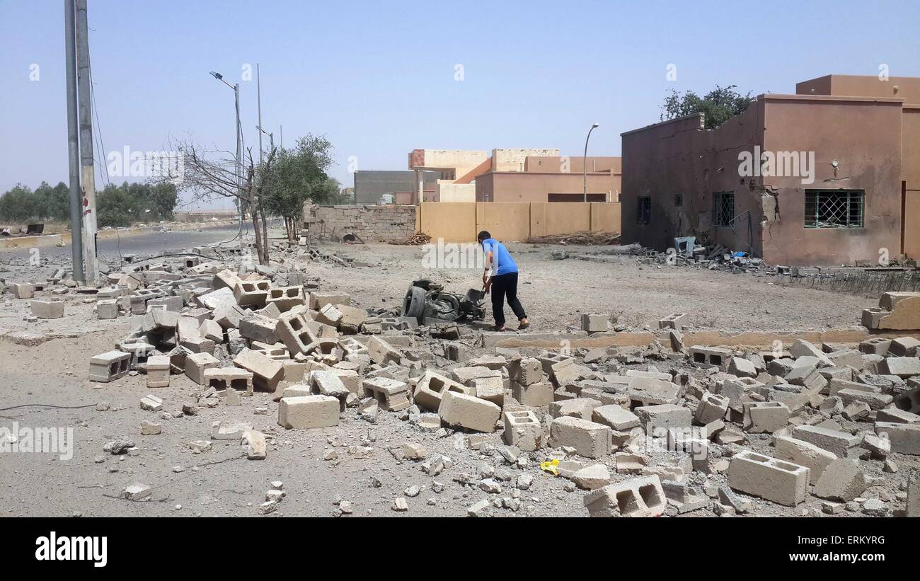 Building rubble seven hi-res stock photography and images - Alamy