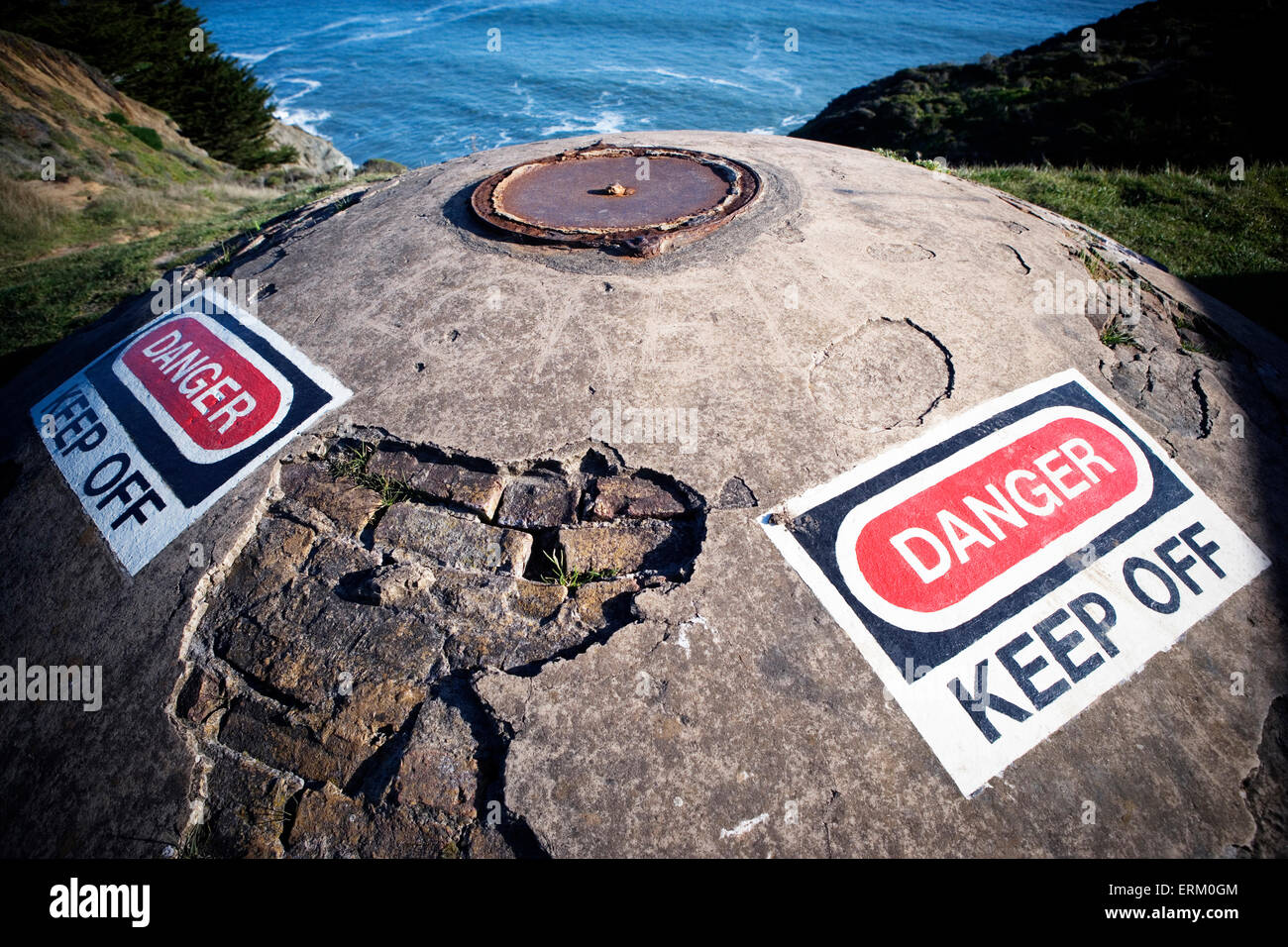 Defensive structure hi-res stock photography and images - Alamy