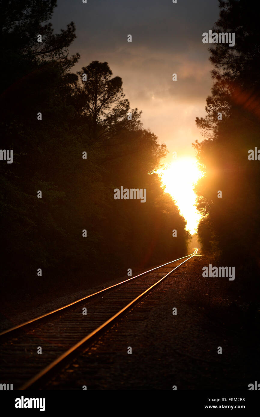 Railroad in sun hi-res stock photography and images - Alamy