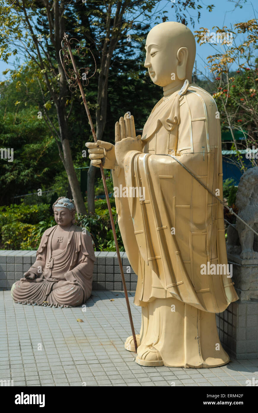 Statues of Buddha at Fa-Shing Buddhist Temple near Kaohsiung Martyrs ...
