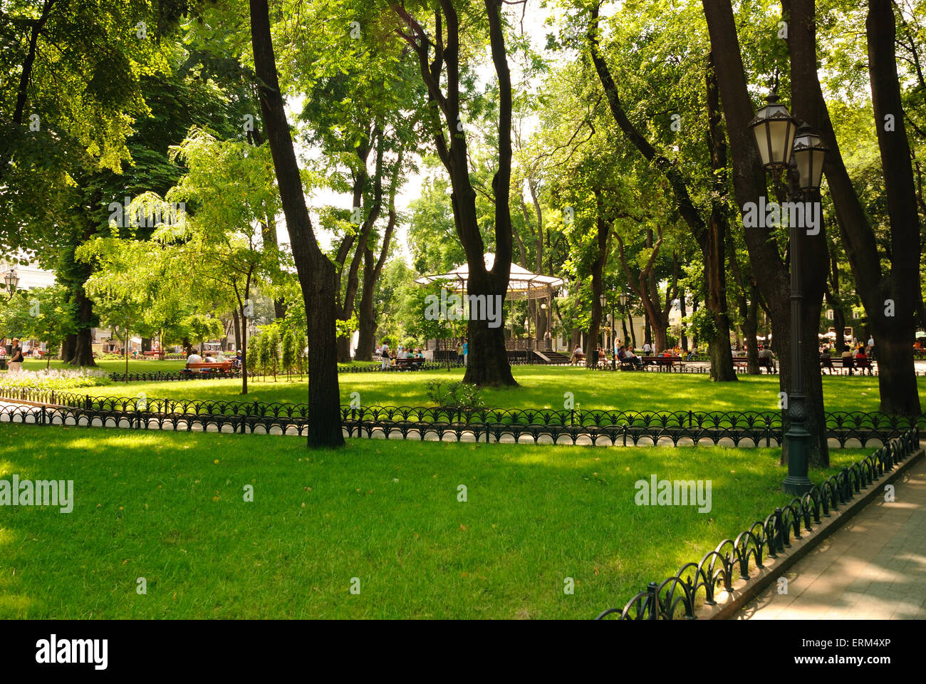 Summer day in public city park Stock Photo - Alamy