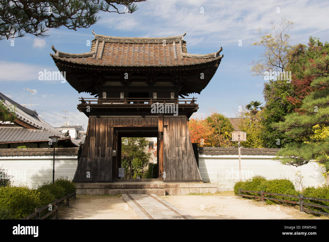 Wooden Japanese temple gate tower; Kyoto, Japan Stock Photo - Alamy