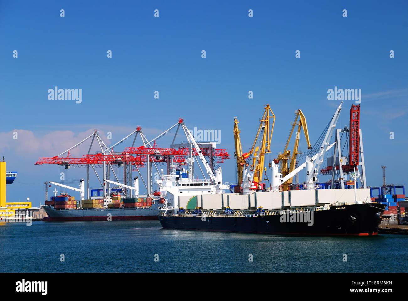 dry cargo ship in port Stock Photo - Alamy