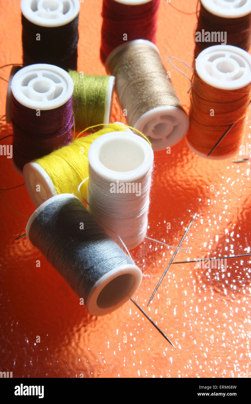 needle and thread Stock Photo - Alamy