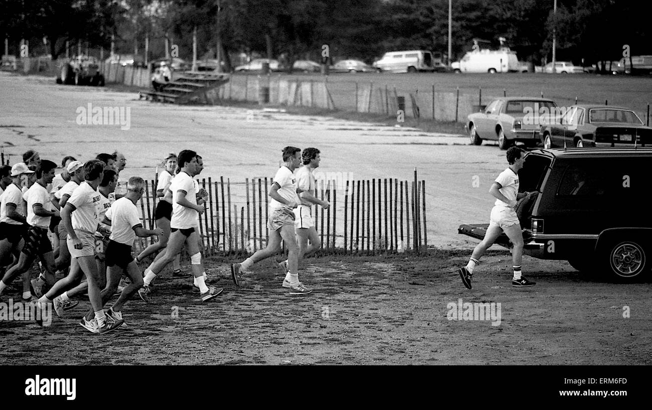 Chicago, Illinois 8-22-1988 Vice-President George H.W. Bush goes ...