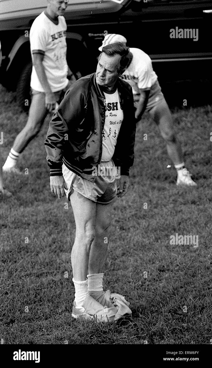 Chicago, Illinois 8-22-1988 Vice-President George H.W. Bush goes ...