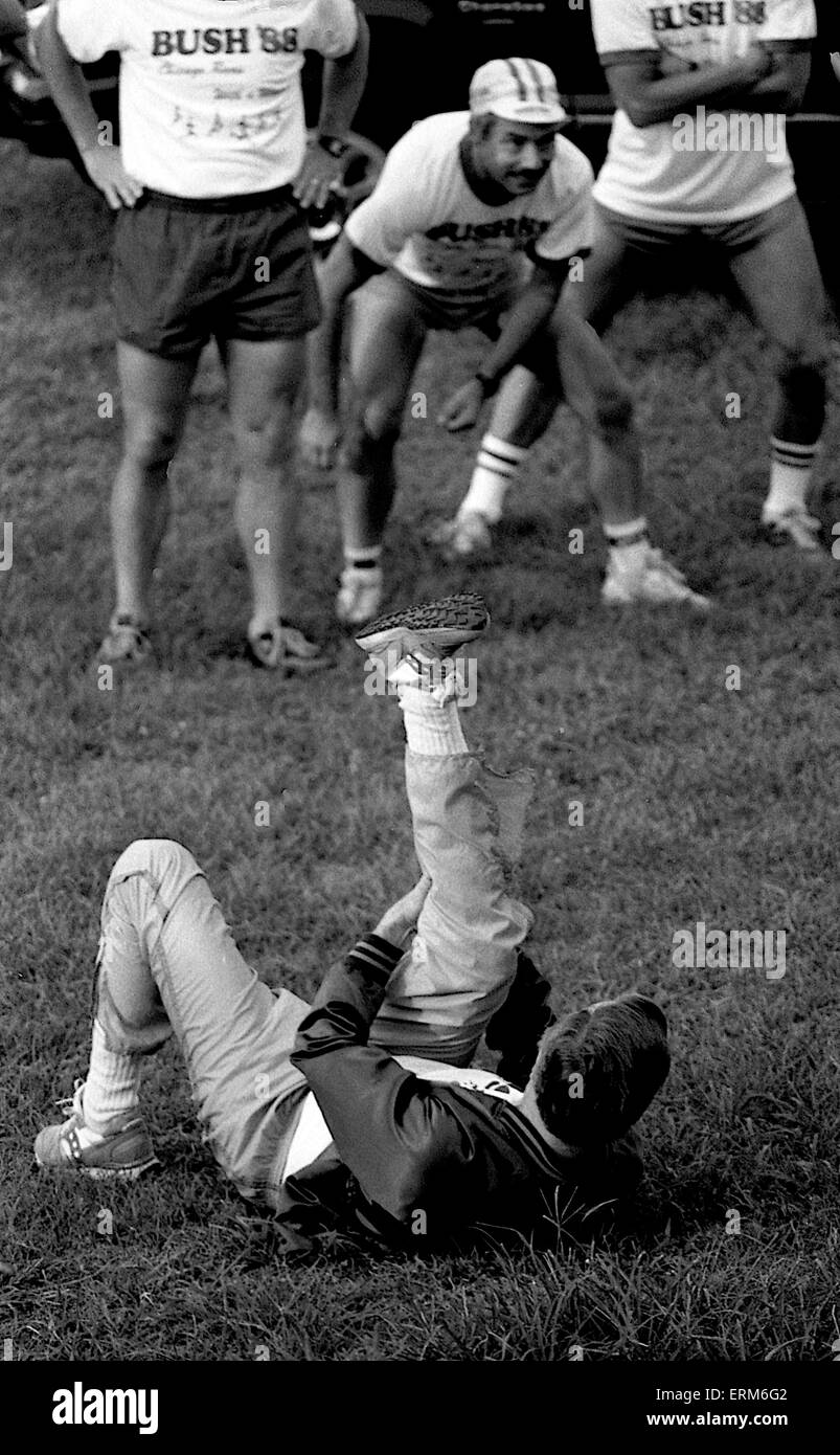 Chicago, Illinois 8-22-1988 Vice-President George H.W. Bush goes ...