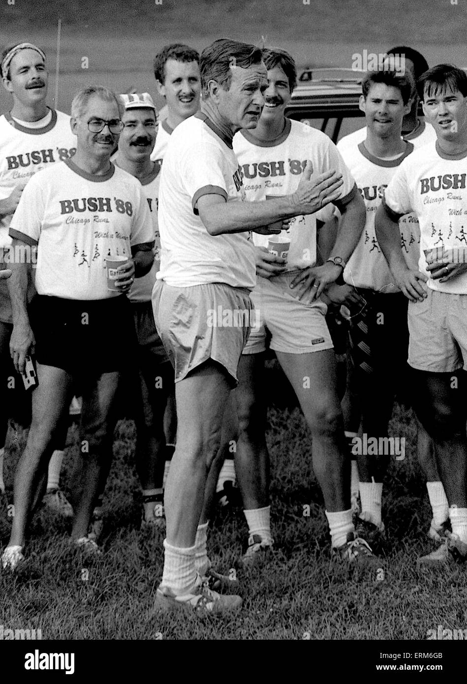 Chicago, Illinois 8-22-1988 Vice-President George H.W. Bush goes ...