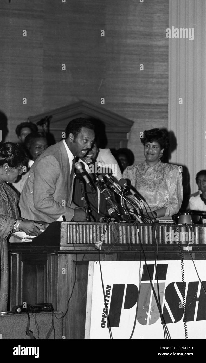 Chicago, Illinois. USA 2nd August 1986 Rev. Jesse Jackson at "Operation ...