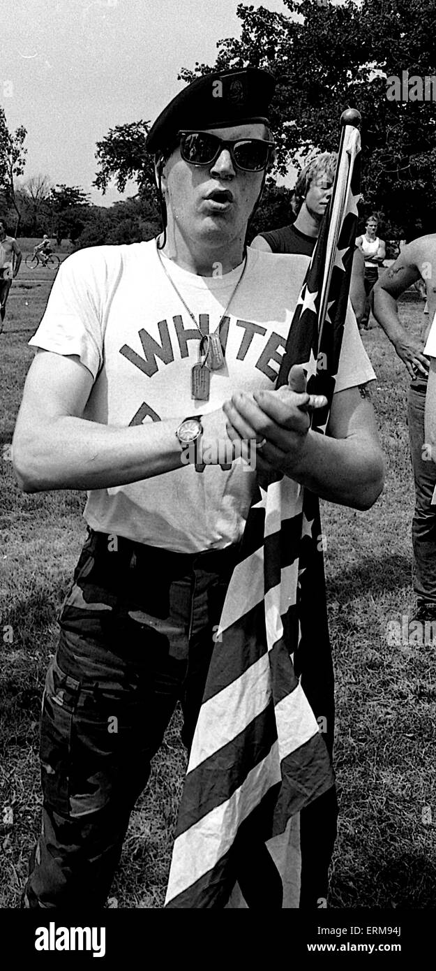 Chicago, Illinois 6-28-1986 KKK members and a white supremacist group ...