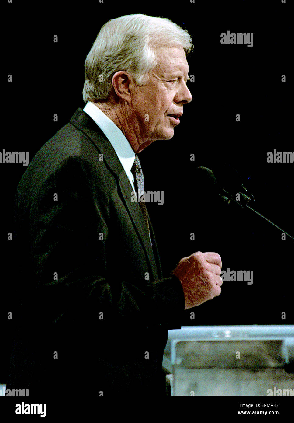 President James Carter addresses the National Democratic Convention ...
