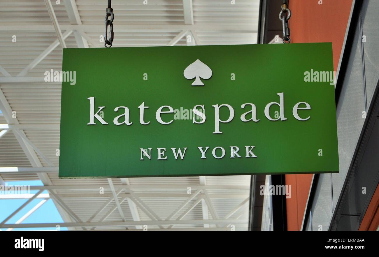 Kate spade hi-res stock photography and images - Alamy
