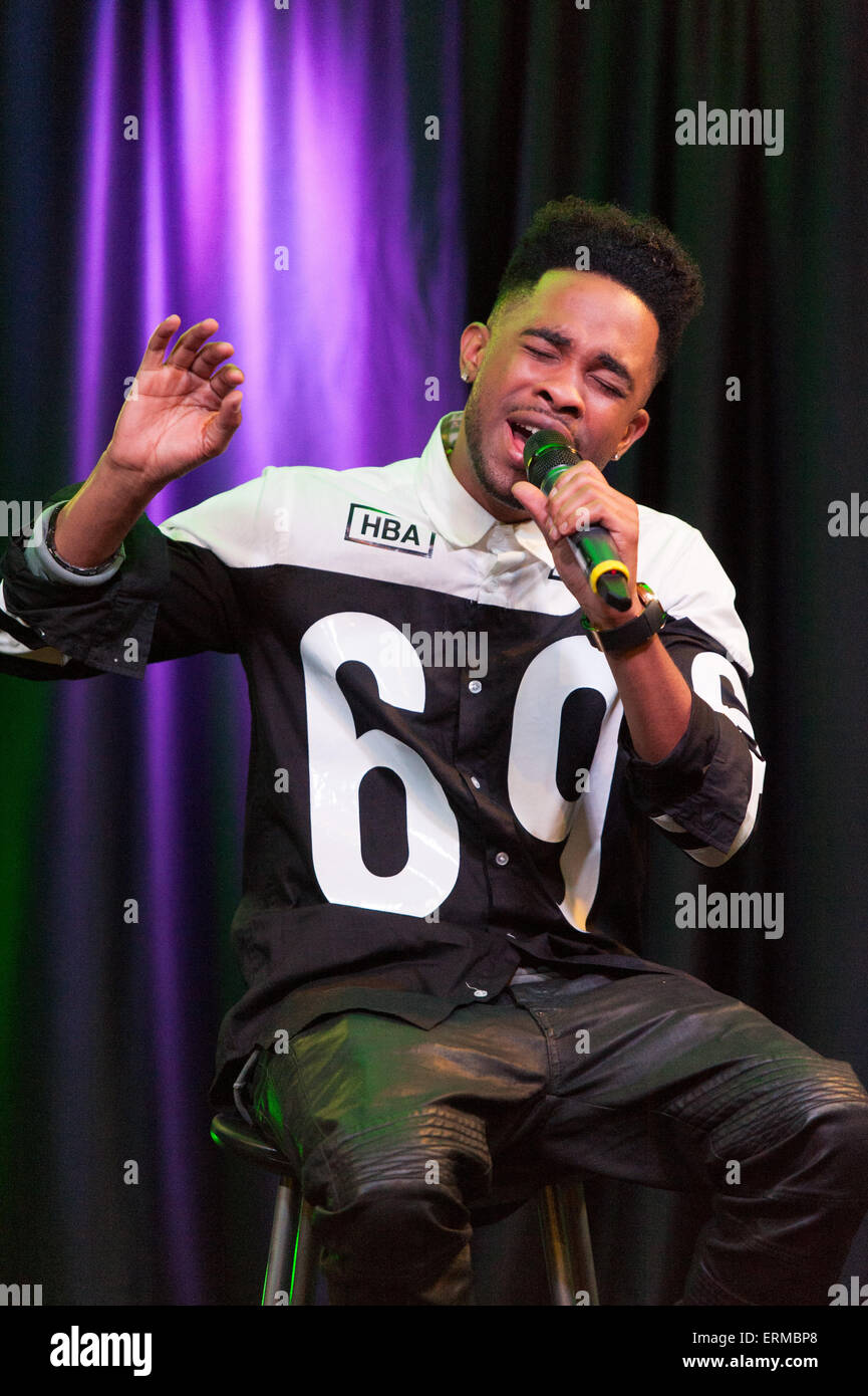 Power 99 performance theater hi-res stock photography and images - Alamy